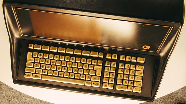 We've got exclusive photos of the world's first desktop PCs - saved ...