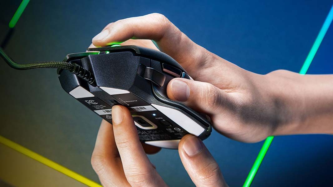 Razer Basilisk V2 review | Tom's Guide