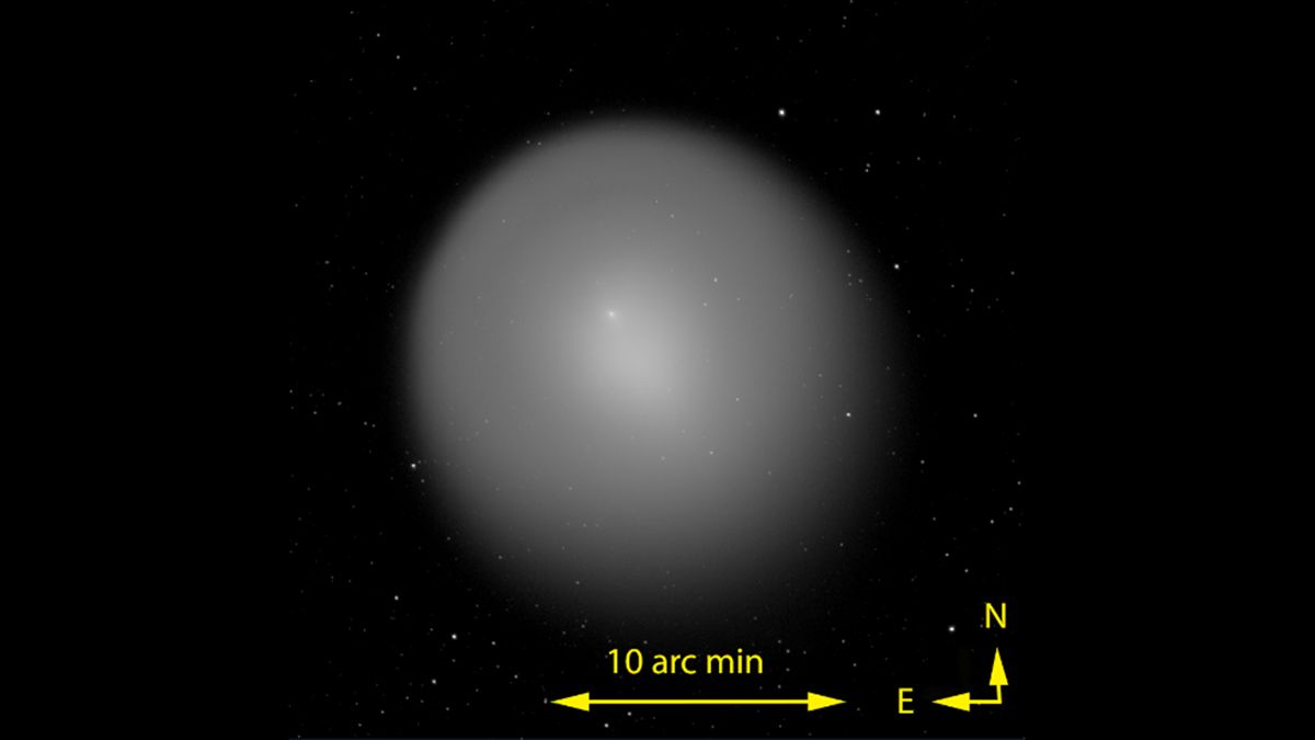 Debris from the most spectacular comet outburst ever could thrill ...