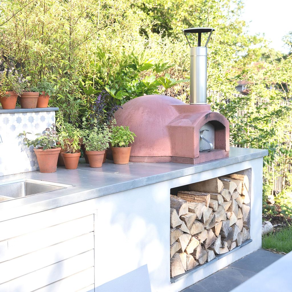 How to plan an outdoor kitchen – 10 key points to consider | Ideal Home