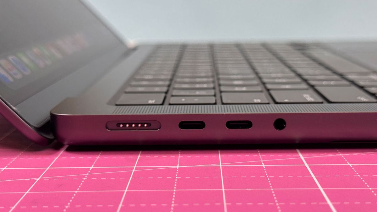 MacBook Pro (14-inch, M4) review: Nano-texture niceness | Tom's Hardware