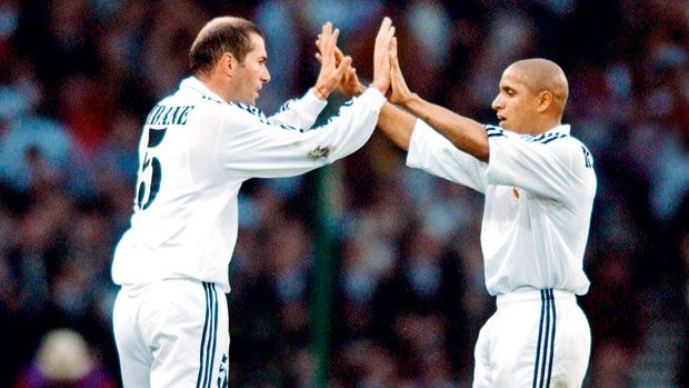 Roberto Carlos: Play like a Brazilian full-back | FourFourTwo