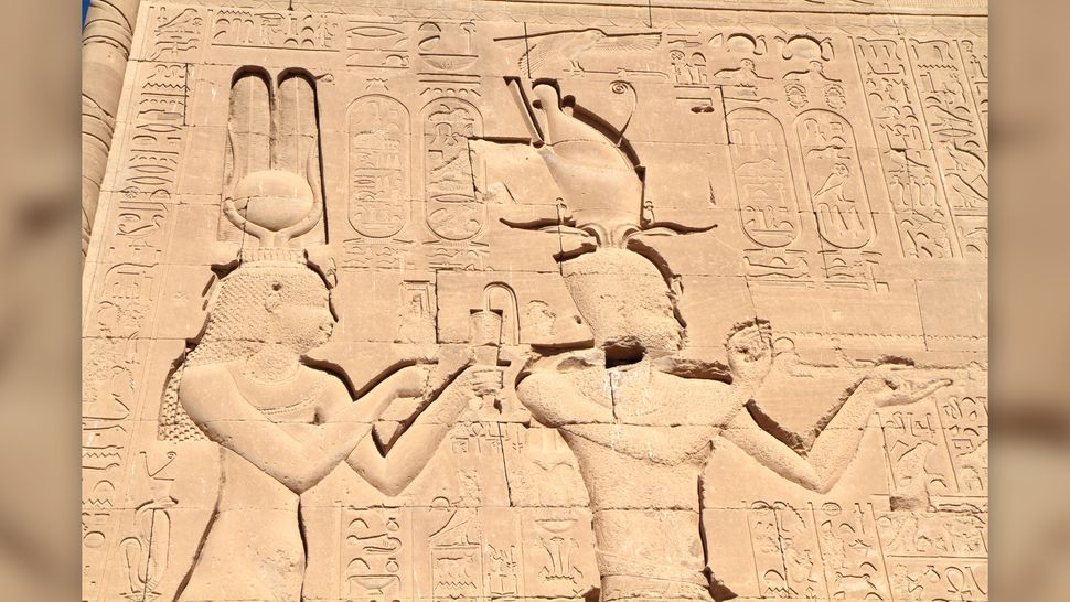 What did Cleopatra, Egypt's last pharaoh, really look like? | Live Science