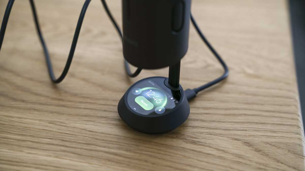 Insta360 Wave speakerphone review | TechRadar - حكاية مصرية