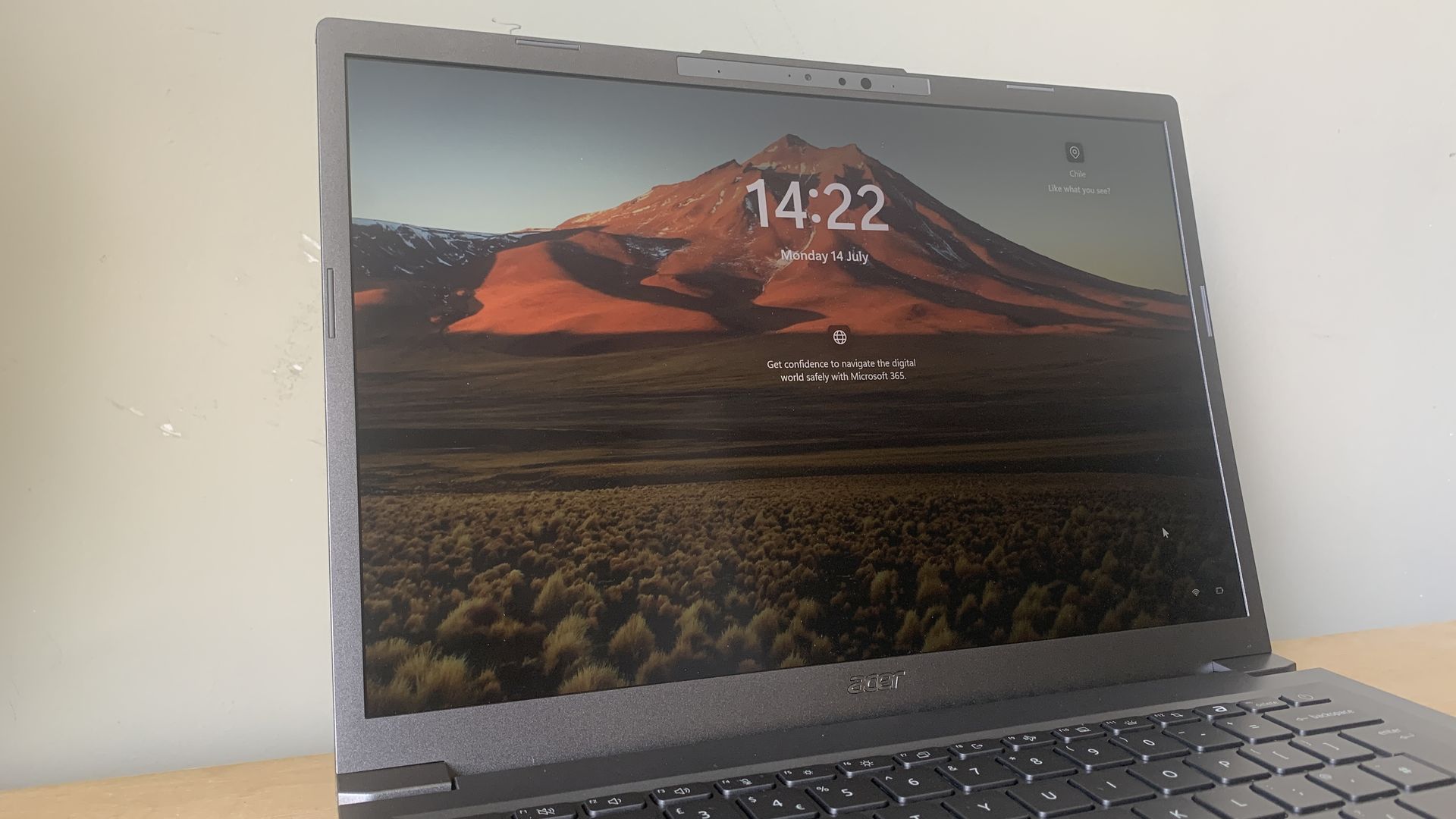 Acer Aspire 14 AI review: A cheap and cheerful laptop that just keeps ...