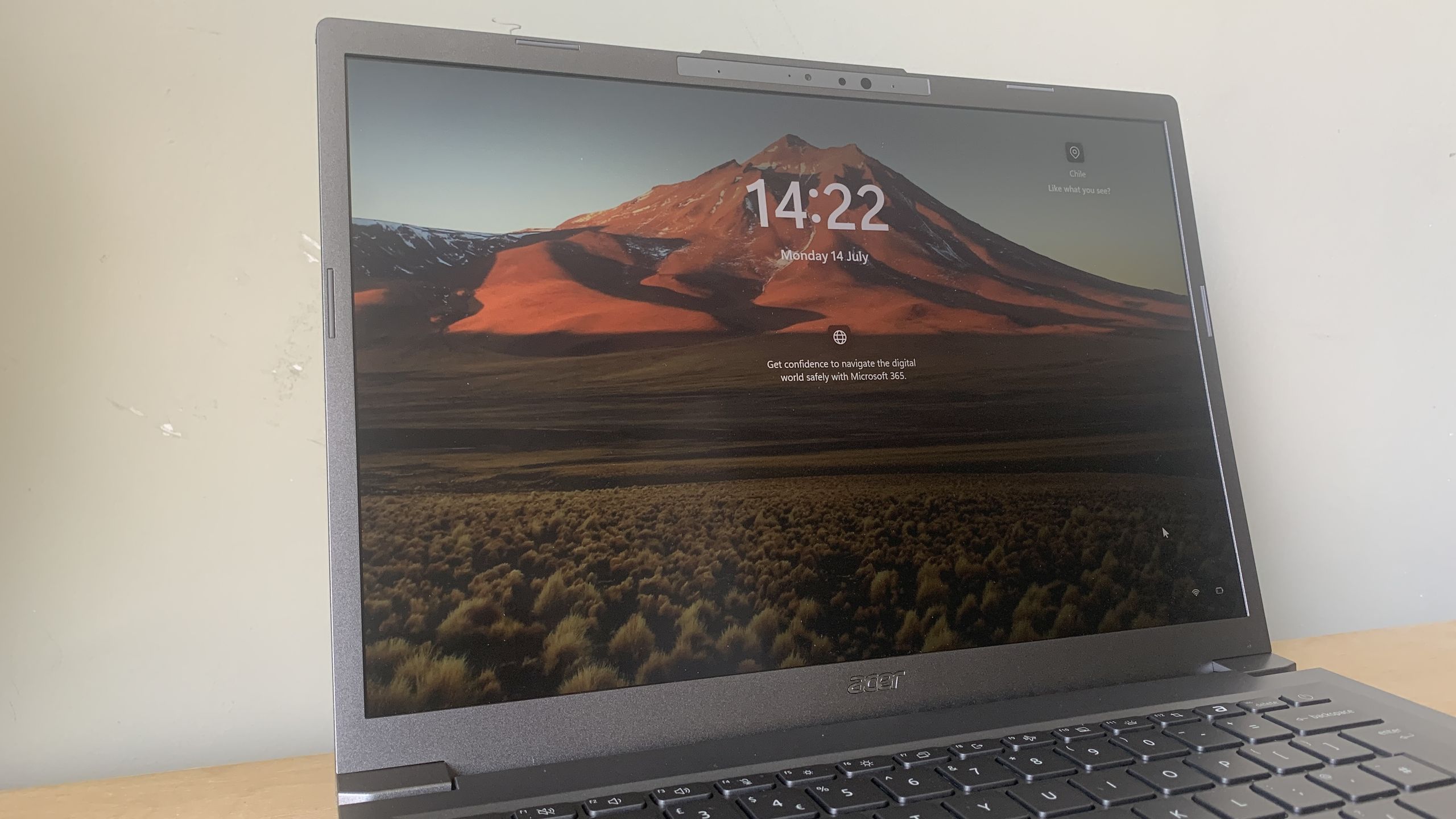 Acer Aspire 14 AI review: A cheap and cheerful laptop that just keeps ...