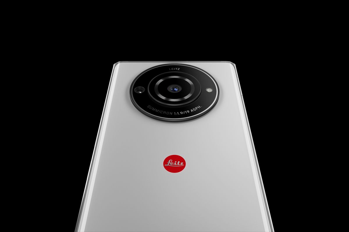 Leica Leitz Phone 2 announced with a 1-inch camera sensor! | Digital ...