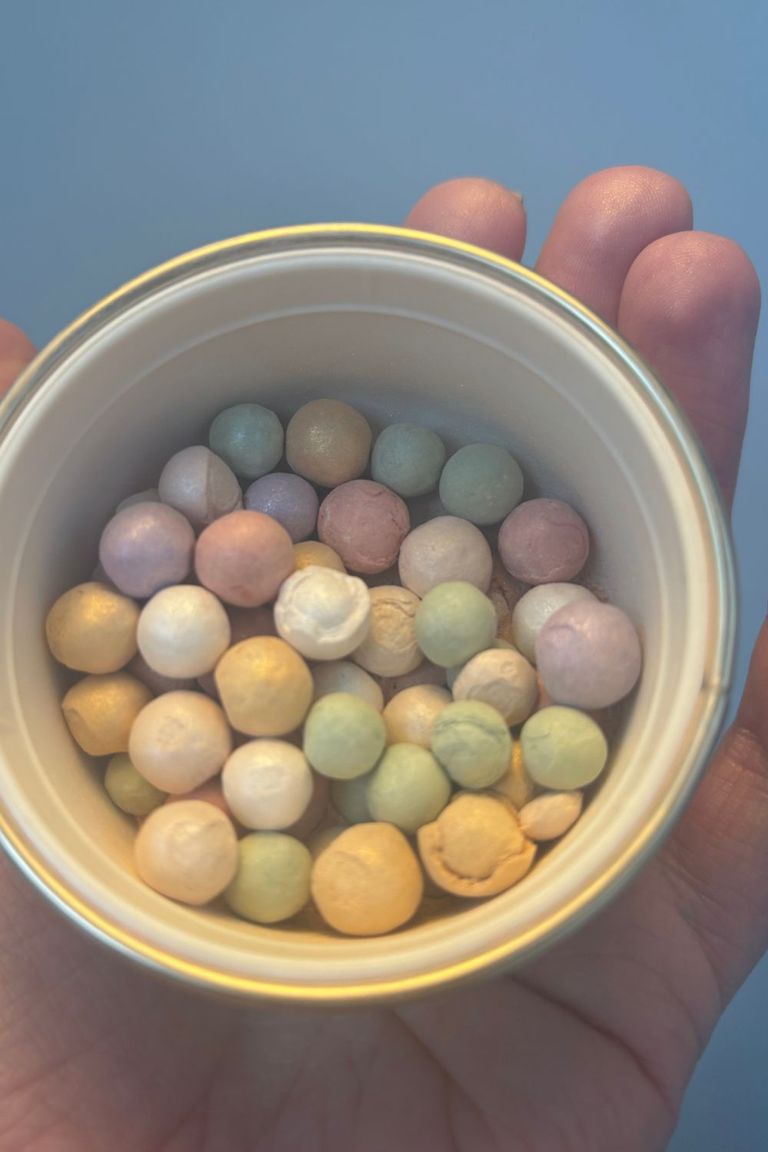 Guerlain Météorites Light Revealing Pearls of Powder Review | Marie ...