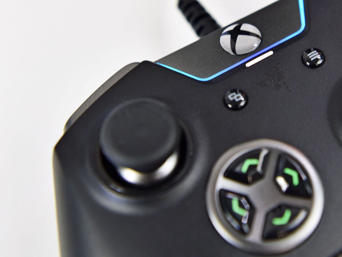 Razer Wolverine Ultimate review: A welcomed wired alternative to the ...