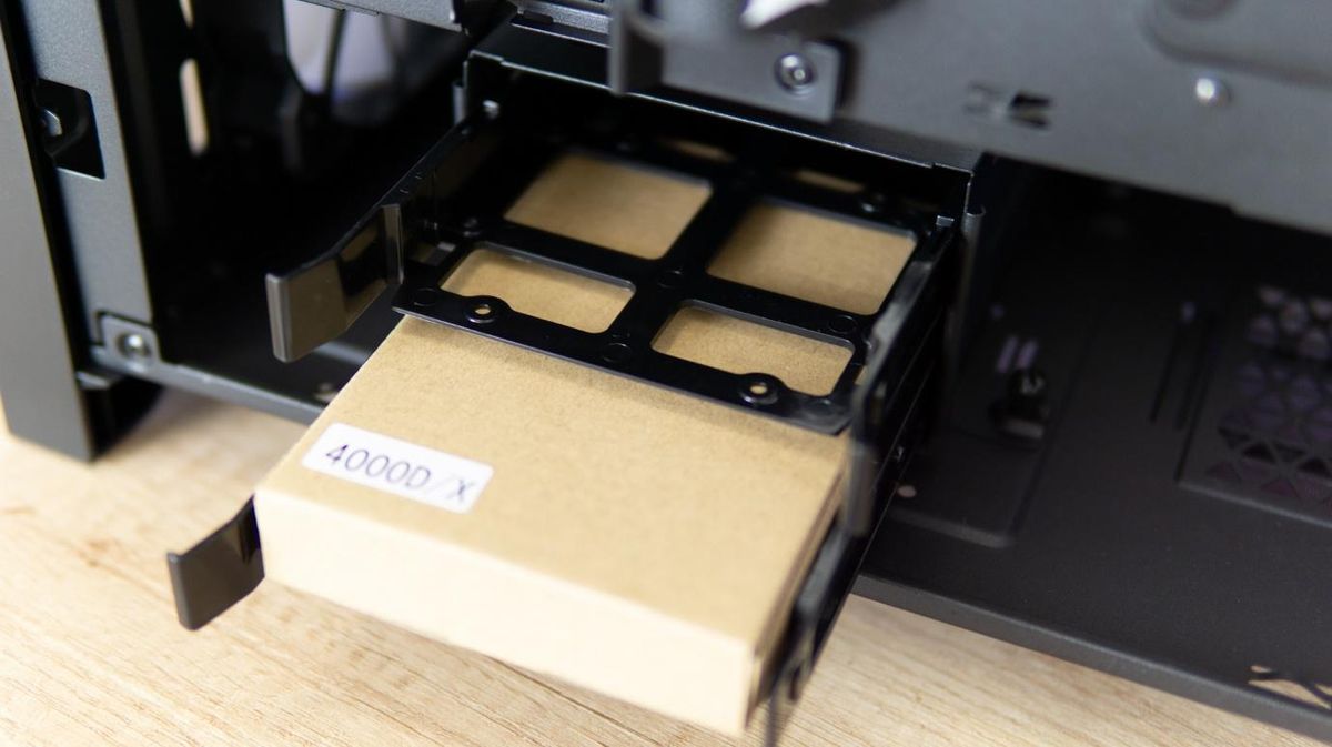 Corsair 4000X & 4000D Review: An Excellent 450D Successor | Tom's Hardware