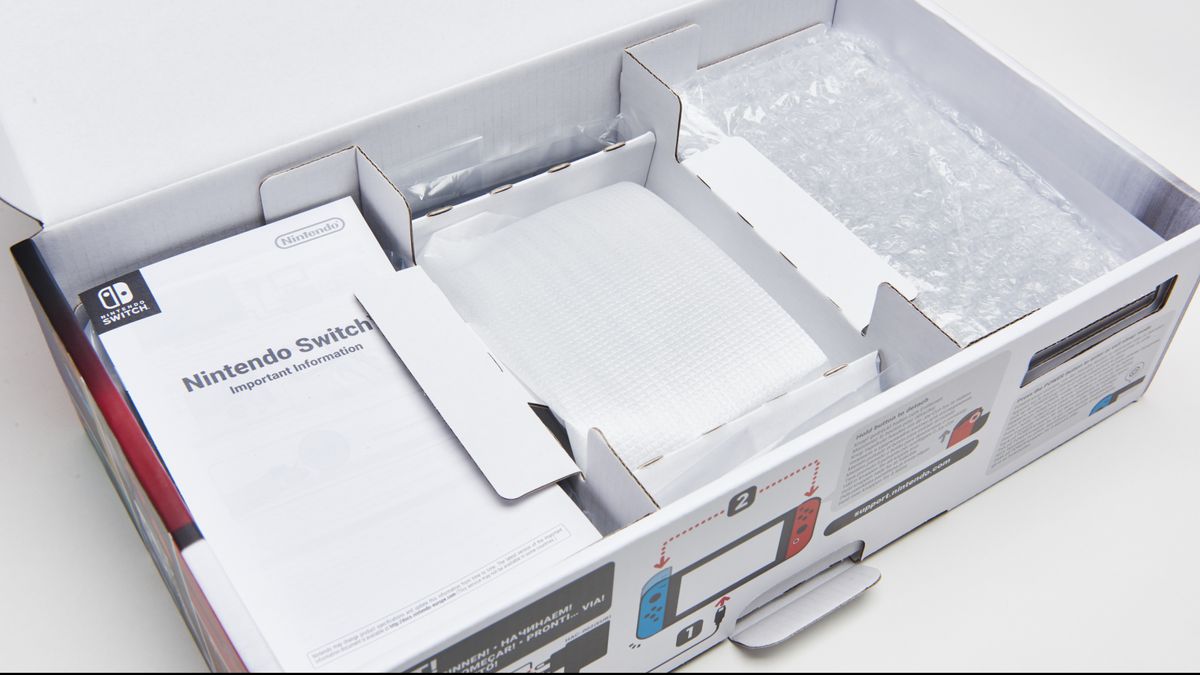 Here's everything inside the Nintendo Switch box | GamesRadar+
