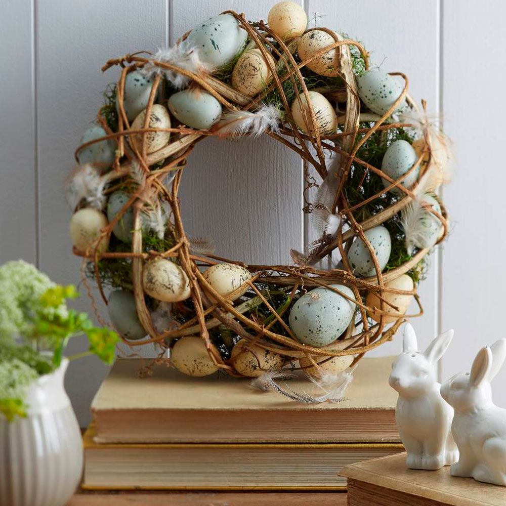 9 lovely Easter wreaths to decorate your home for spring | Ideal Home