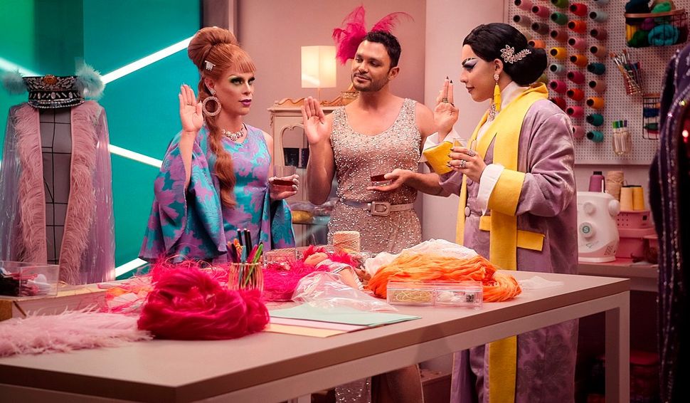 11 Exciting Original Netflix Shows Premiering In November 2020 ...