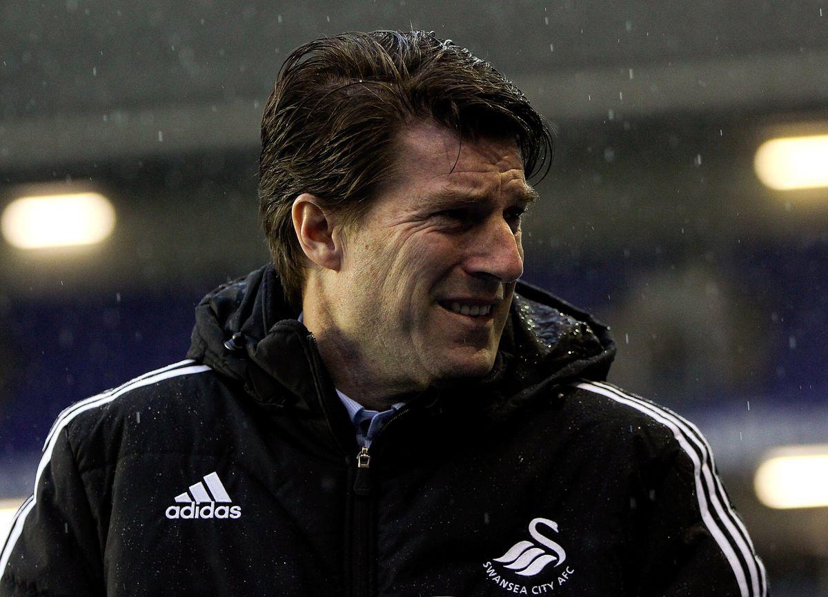 Laudrup hoping cup win can boost confidence | FourFourTwo