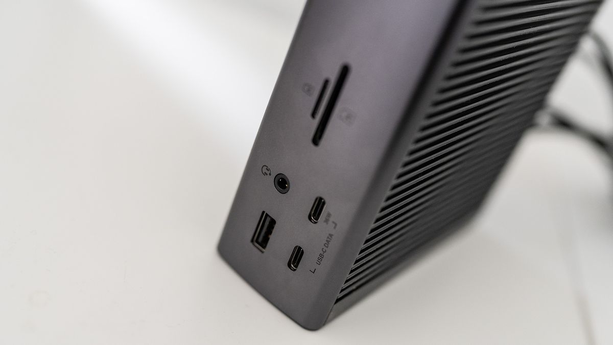 Caldigit TS5 Plus Thunderbolt 5 dock review: speeding by the dock, oh ...