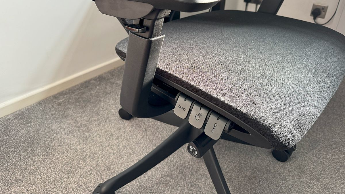 FlexiSpot BS12 Pro review: This ergonomic office chair is SO adjustable | Windows Central