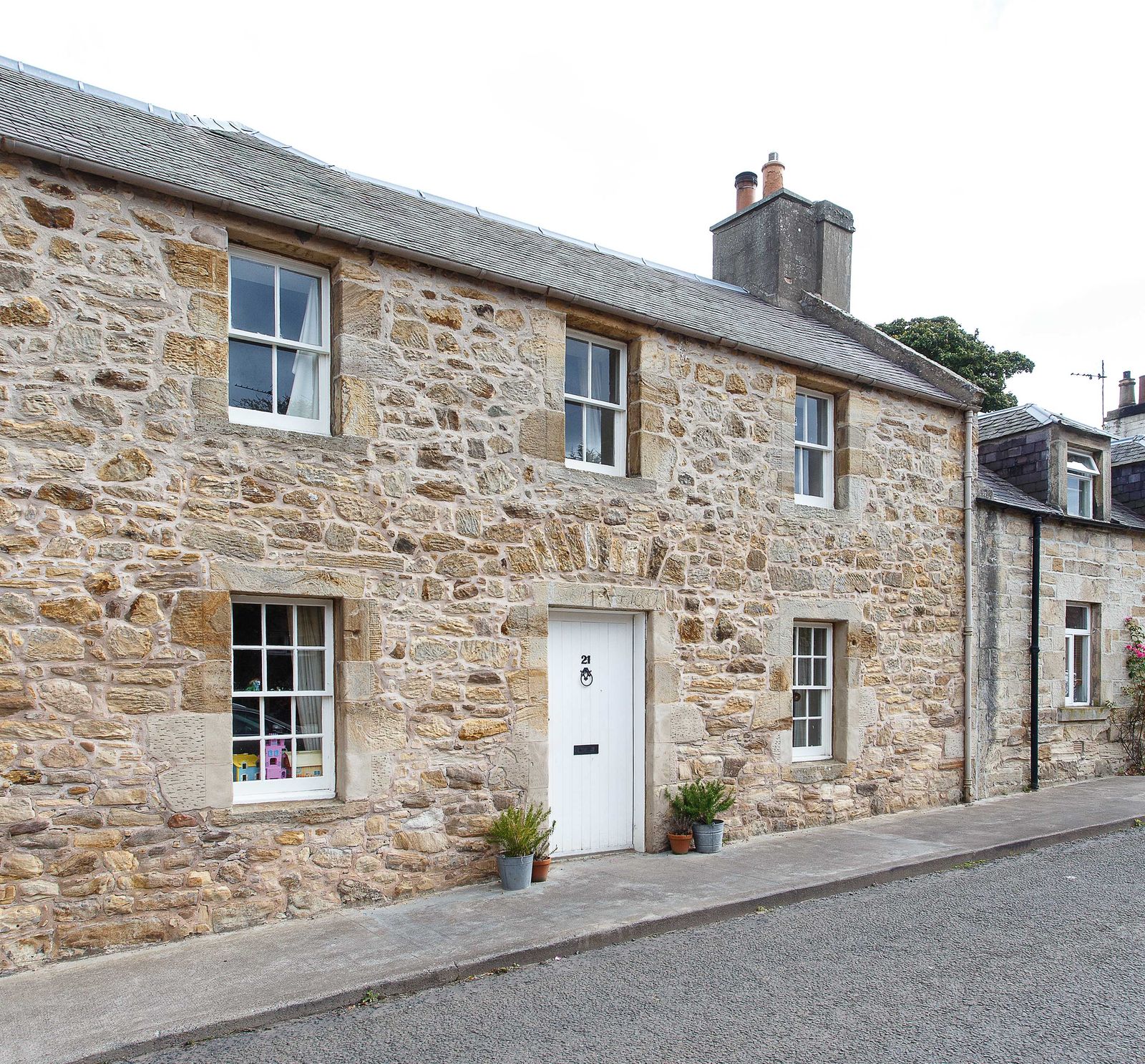 Listed buildings: an essential guide | Real Homes