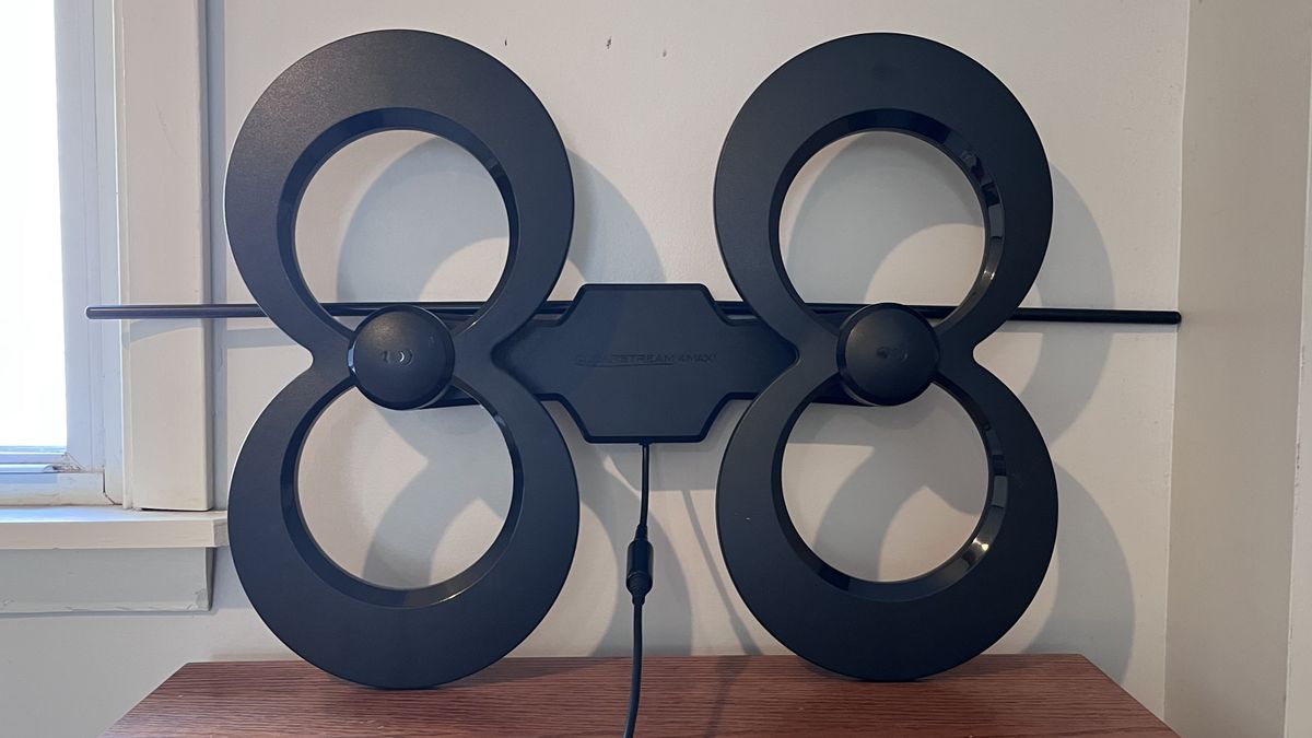 Antennas Direct ClearStream Max-V Pro review: a powerful TV antenna for ...