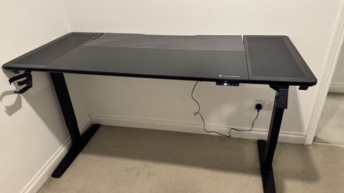 Best gaming desk in 2025: my top picks for standing, sitting and ...