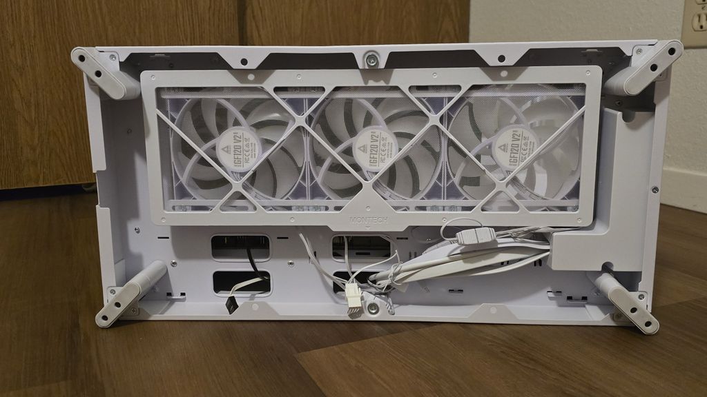 Montech HS02 Pro Case Review: GPU thermals take center stage | Tom's ...