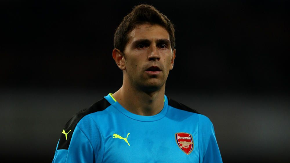 Martinez signs new Arsenal deal | FourFourTwo