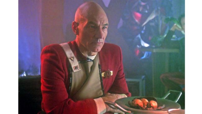 'Star Trek' Captain's Couture: Picard's 15 Most Memorable TNG Outfits ...