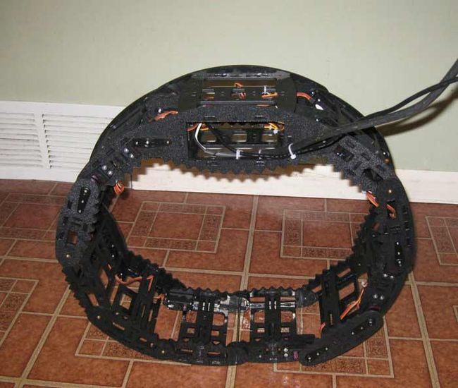 Slinky Robot Rolls Like Legendary Hoop Snake | Live Science