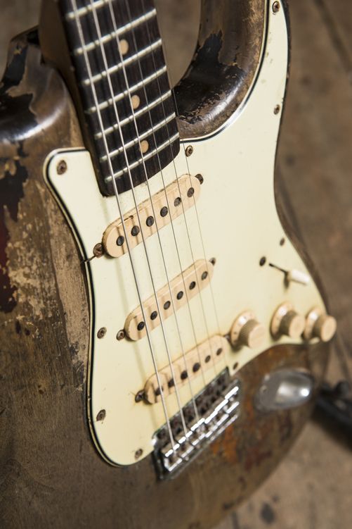 Watch Johnny Marr play Rory Gallagher’s iconic 1961 Fender Stratocaster ...