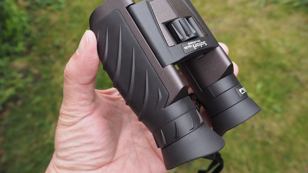 Steiner Safari Ultrasharp 10x26 review | Digital Camera World