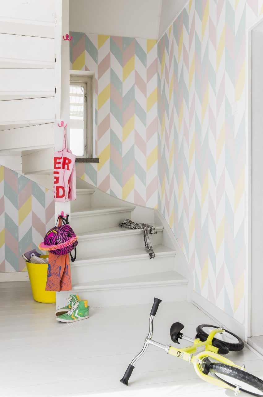 23 hallway wallpaper ideas to enhance space | Real Homes