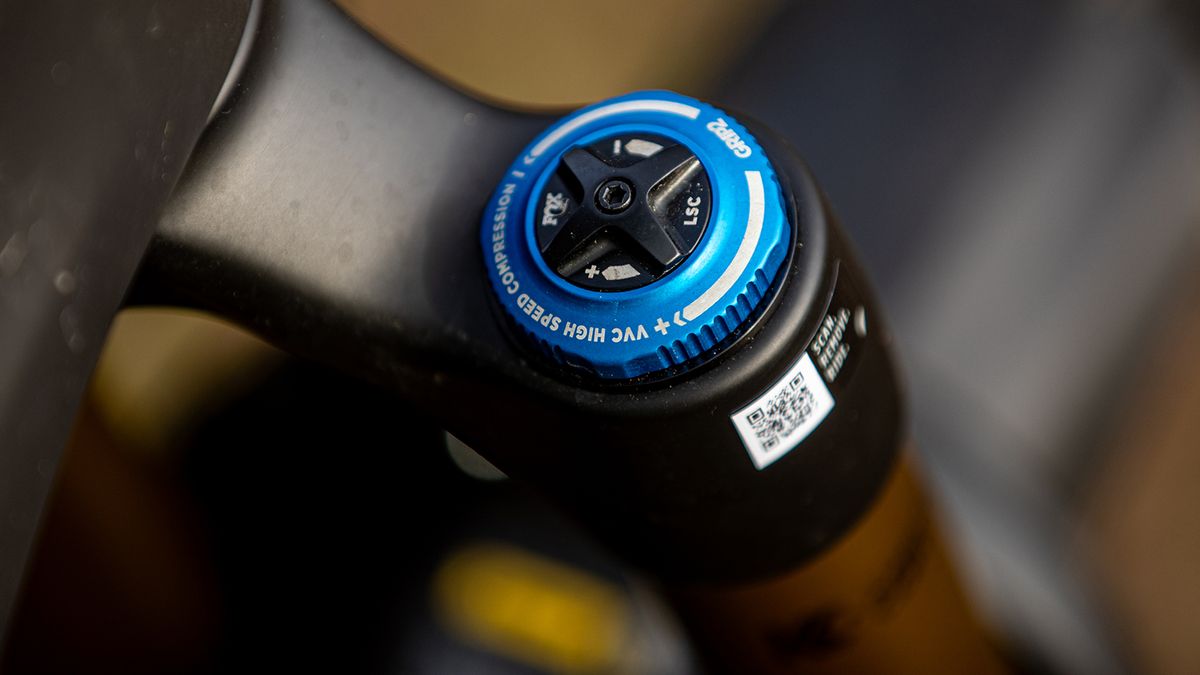Canyon Torque:ON CF 9 review | Bike Perfect