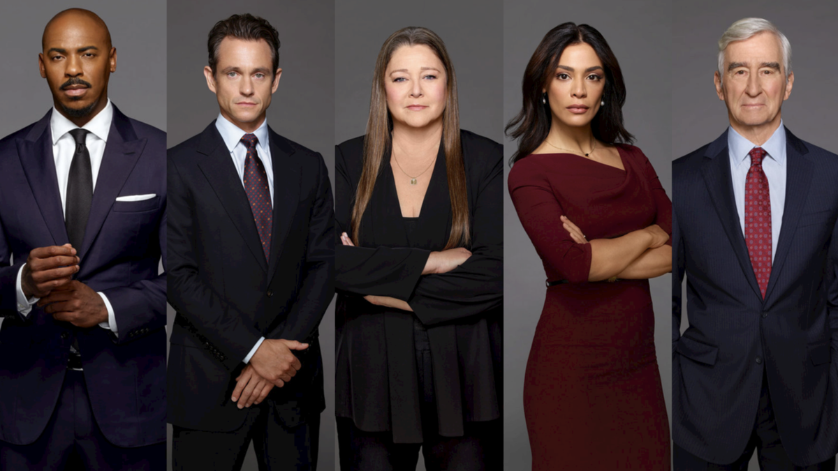 Law And Order Reveals New Looks At SVU, Organized Crime, And Original ...