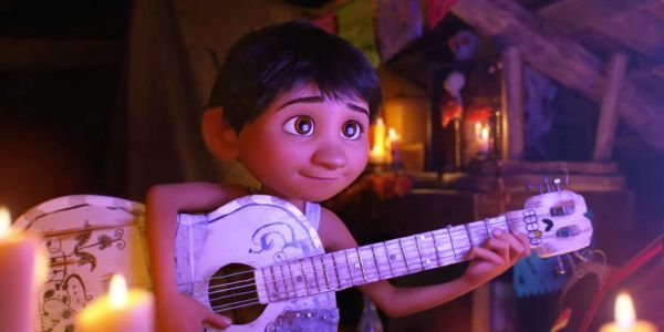 A Little Kid Sang Remember Me From Coco To His Little Sister Who Passed ...