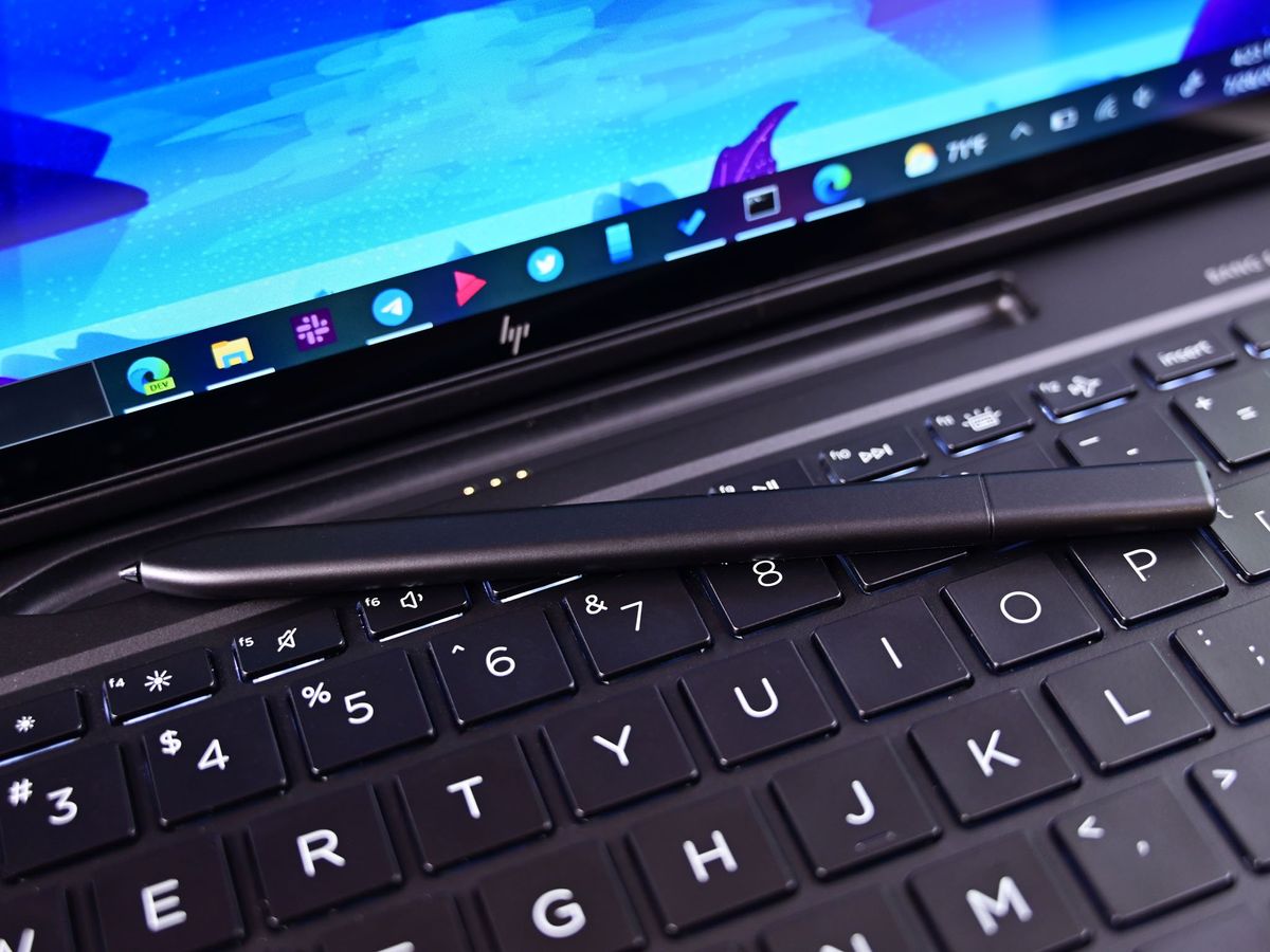 HP Elite Folio review: The future of ultra-light convertible PCs should ...