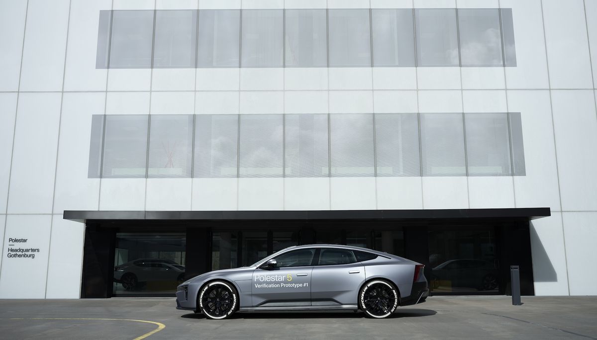 The Polestar 5 could be the first EV with smartphone-like fast charging ...