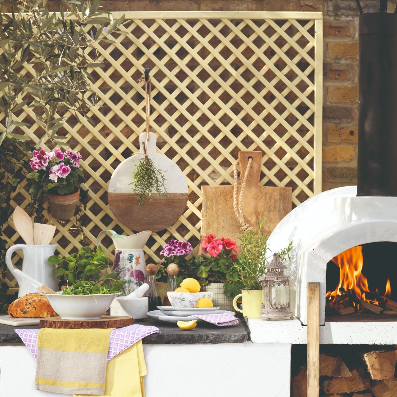 11 covered outdoor kitchen ideas for sheltered cooking and dining ...
