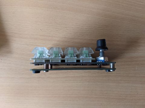 Adafruit MacroPad RP2040 Review: The Ultimate DIY Keypad | Tom's Hardware