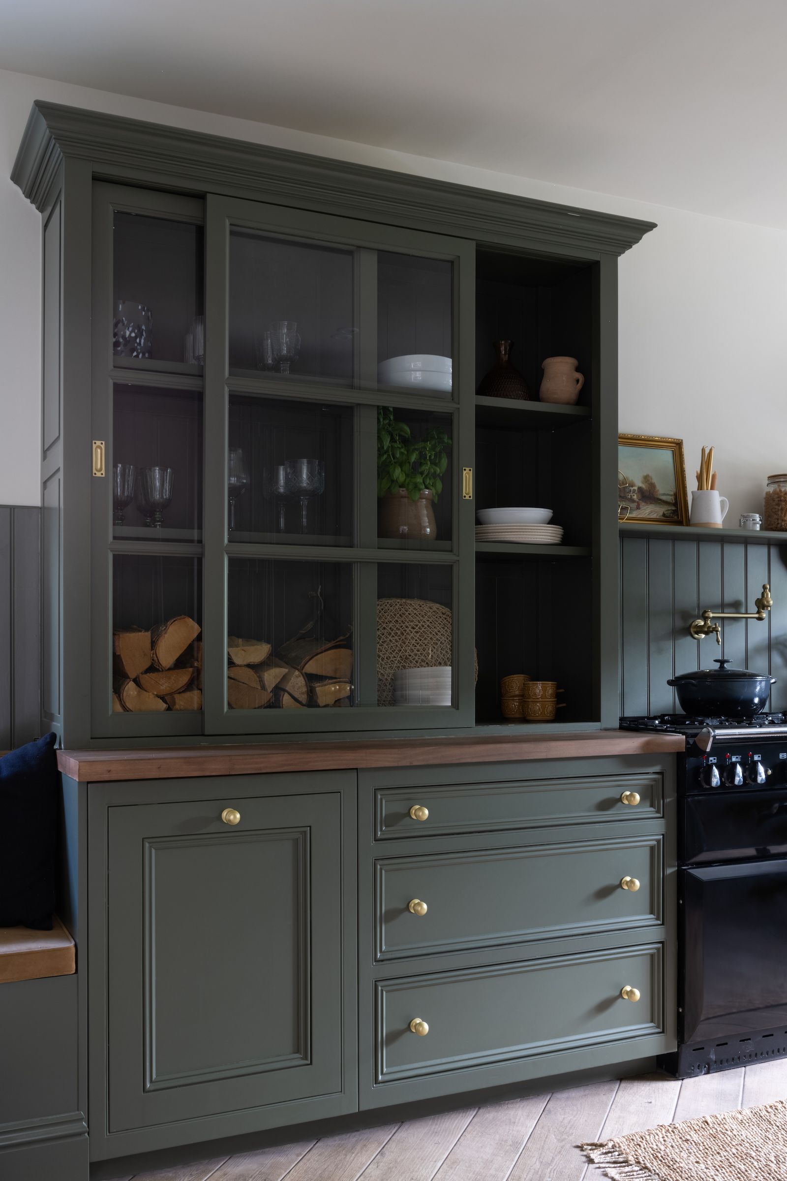 7 ways to make a pre-loved kitchen work for your cook space | Homes and ...