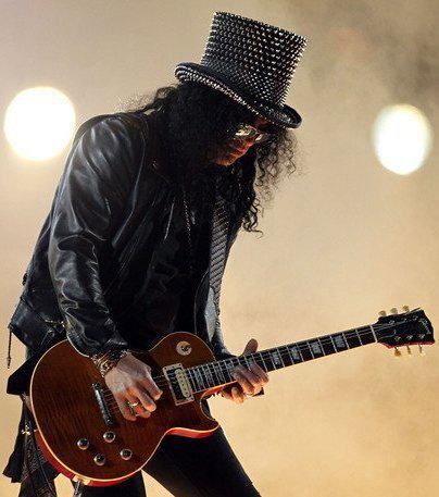 Slash Finishing Up Work on "Raw" New Solo Album | Guitar World