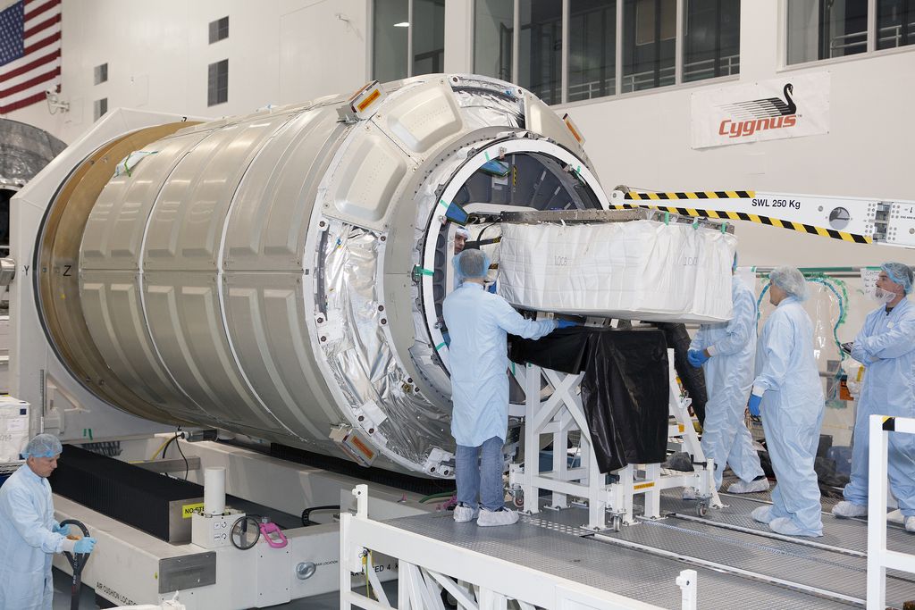 Space Station's Robotic Cargo Ship Fleet (A Photo Guide) | Space