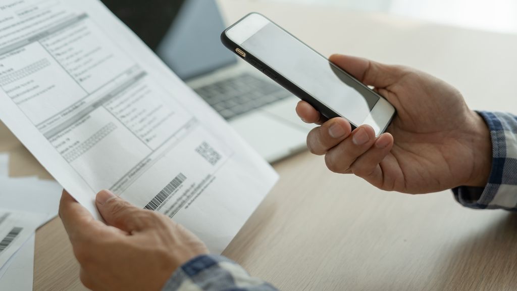 Cell phone service for less — the cheapest plans we've found at each ...