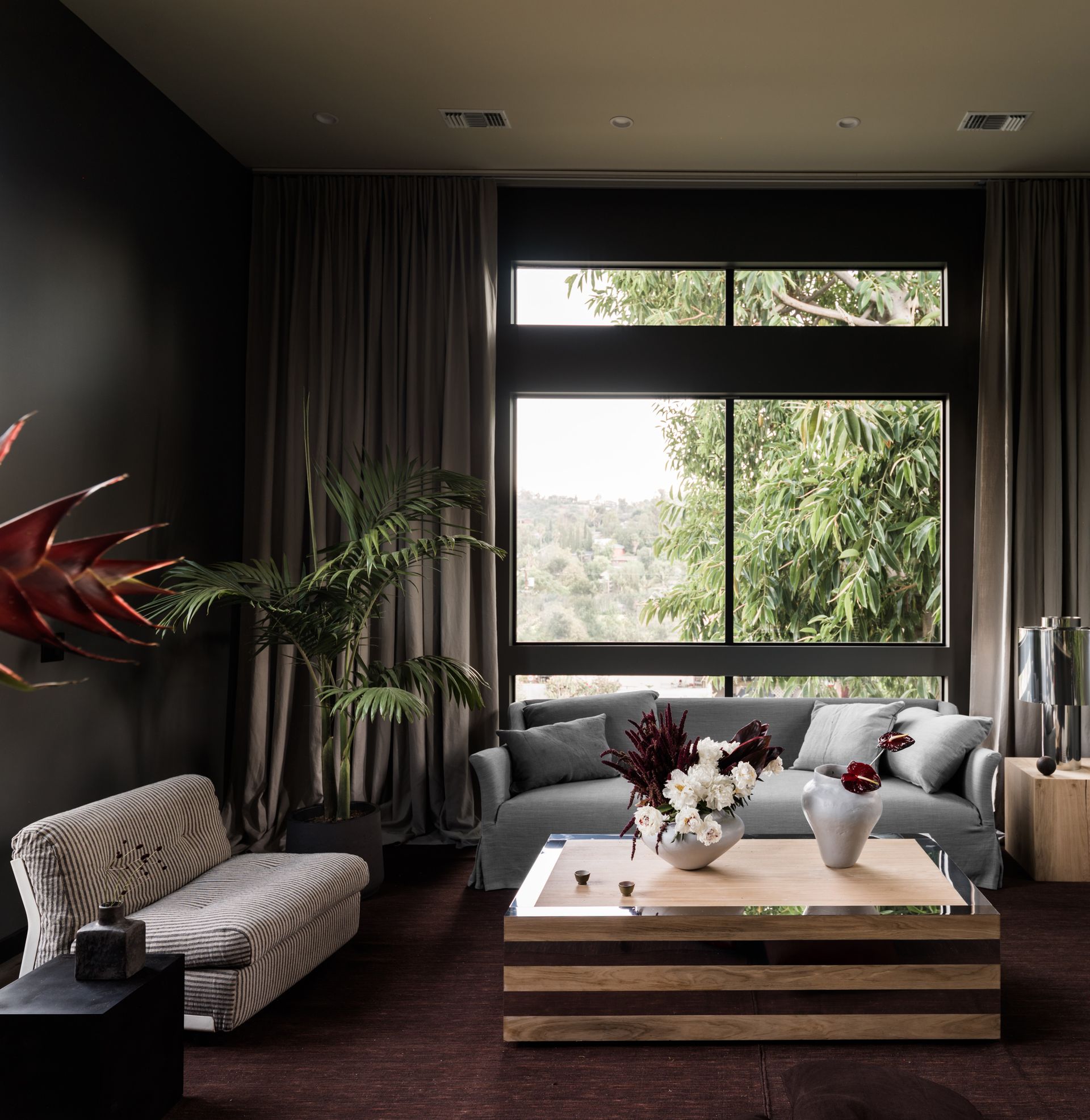 Should You Use Two Different Colored Sofas in a Living Room? | Livingetc