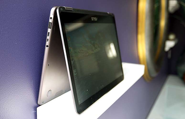 Asus ZenBook Flip UX360CA Review: One Long-Lasting 2-in-1 | Laptop Mag
