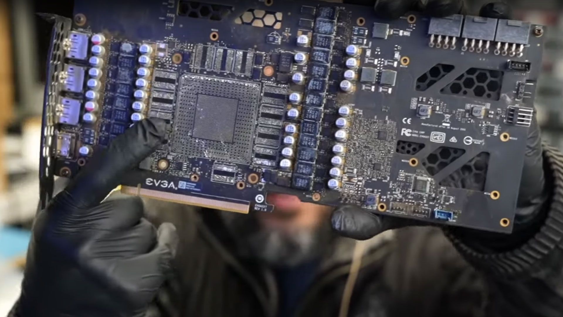 Nvidia RTX 3090 sent in to repairer was missing the GPU and all its ...