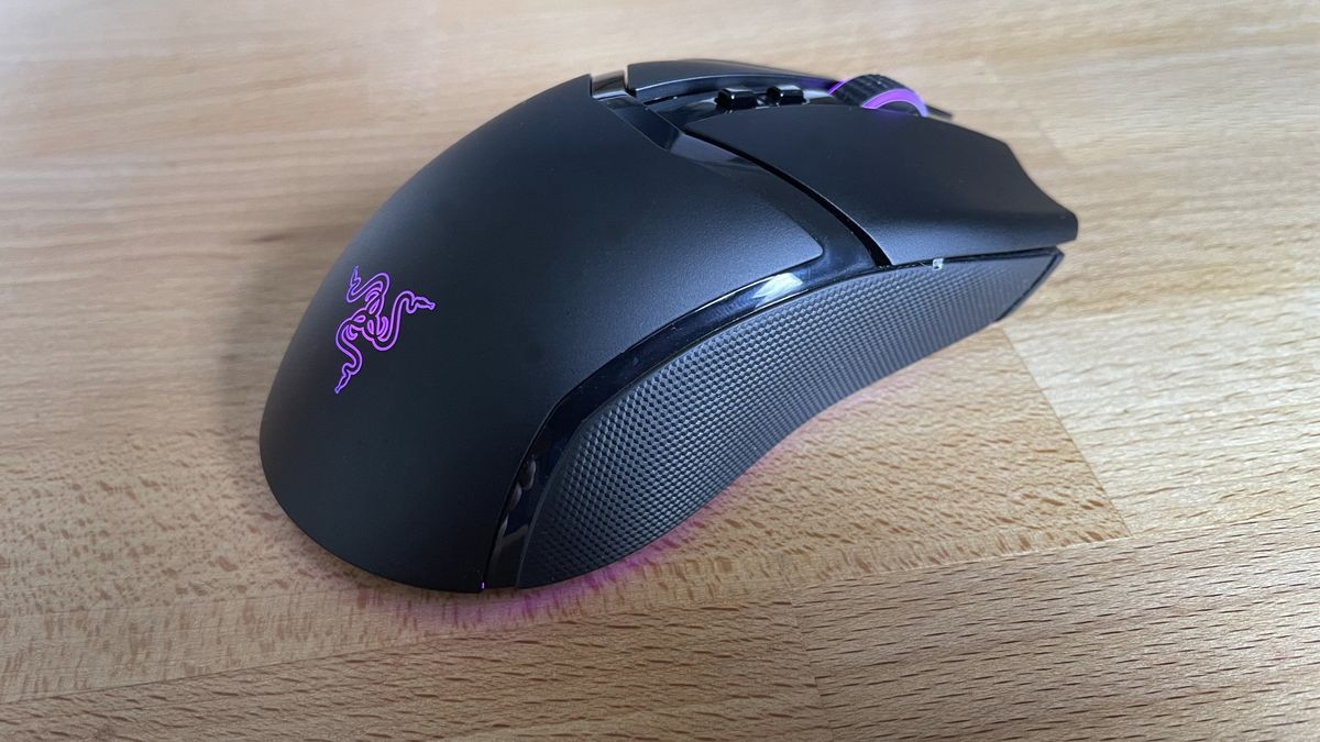 Razer Cobra Pro gaming mouse review | PC Gamer