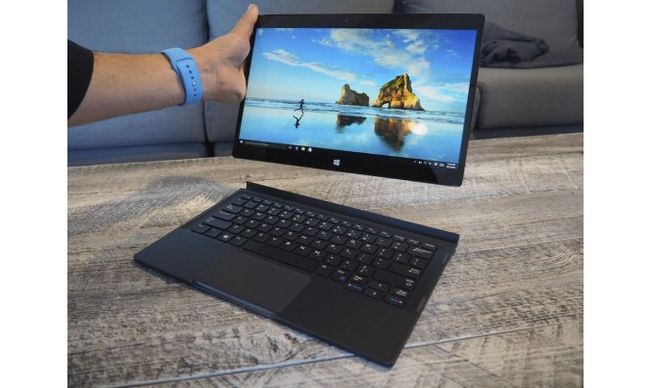 Dell XPS 12 Hands-on: Best 2-in-1 Keyboard Yet | Laptop Mag