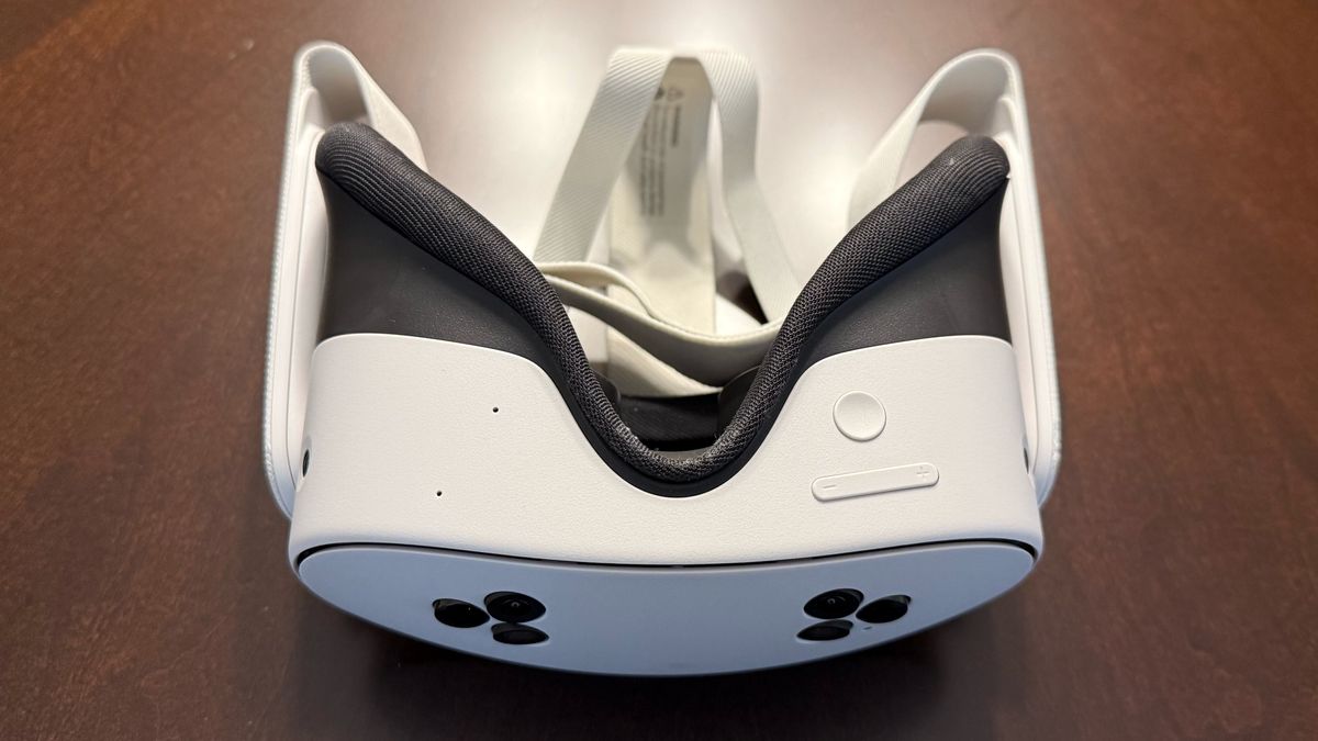 Quest 3S Review: Most of the same thrills as the Quest 3 for $200 less ...