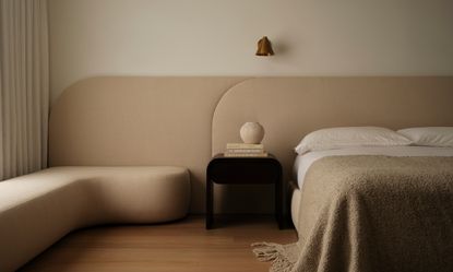 5 Extended Headboard Projects With Hotel-Level Luxury | Livingetc