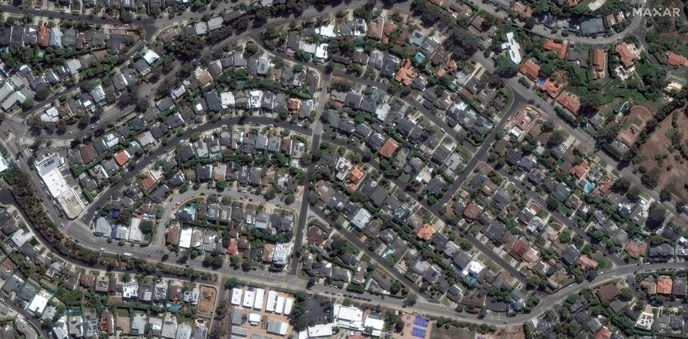 Devastation of raging Los Angeles fires visible from space in satellite ...