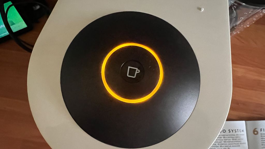 Here's why your Nespresso has a flashing red light, and what to do ...